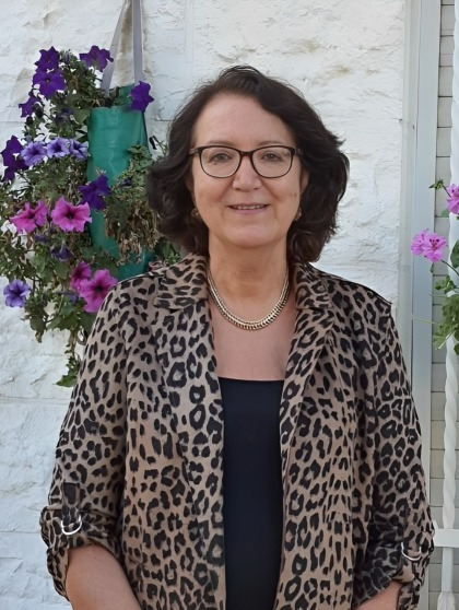 Taghreed Najjar – Al-Balsam Bookstore